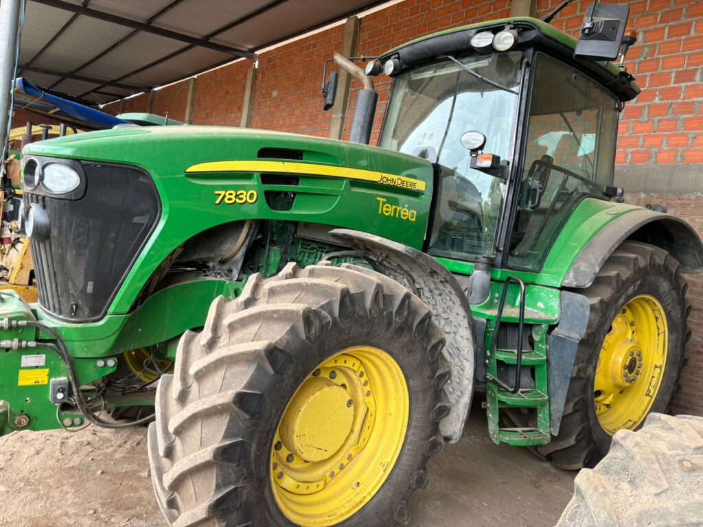 Jonh Deere 7830 - Jovita